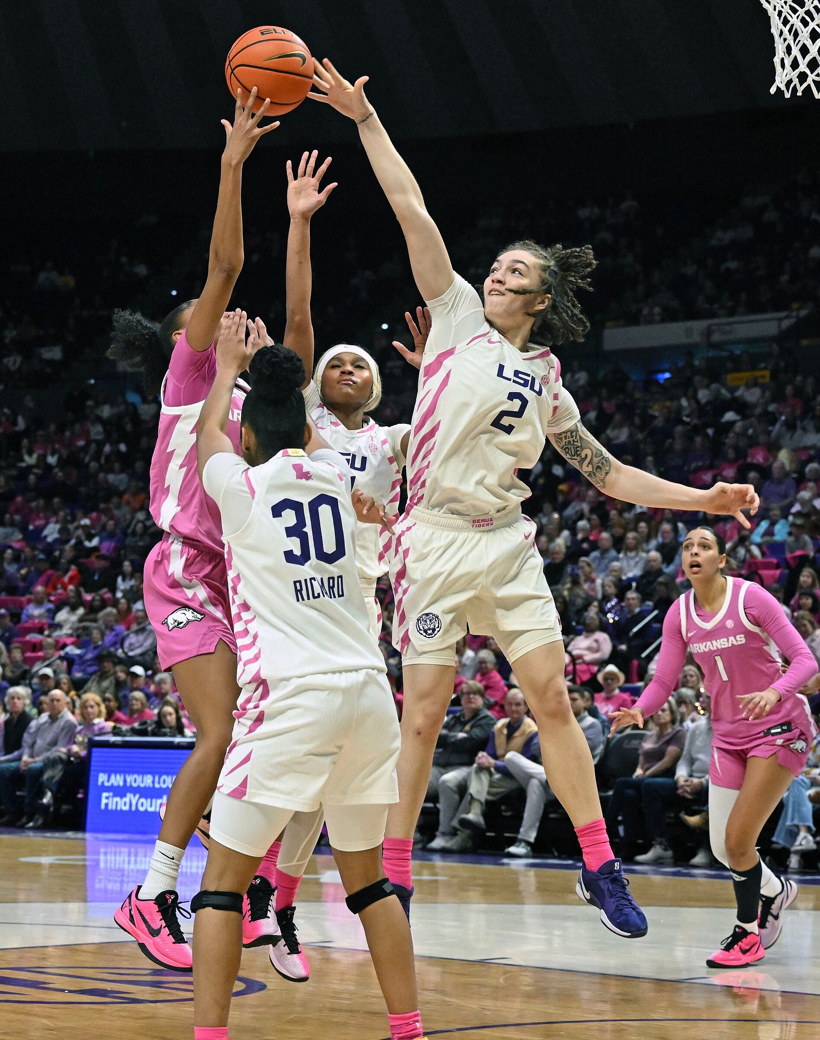 Razorback women’s basketball: Arkansas fights early, loses as LSU pulls ...