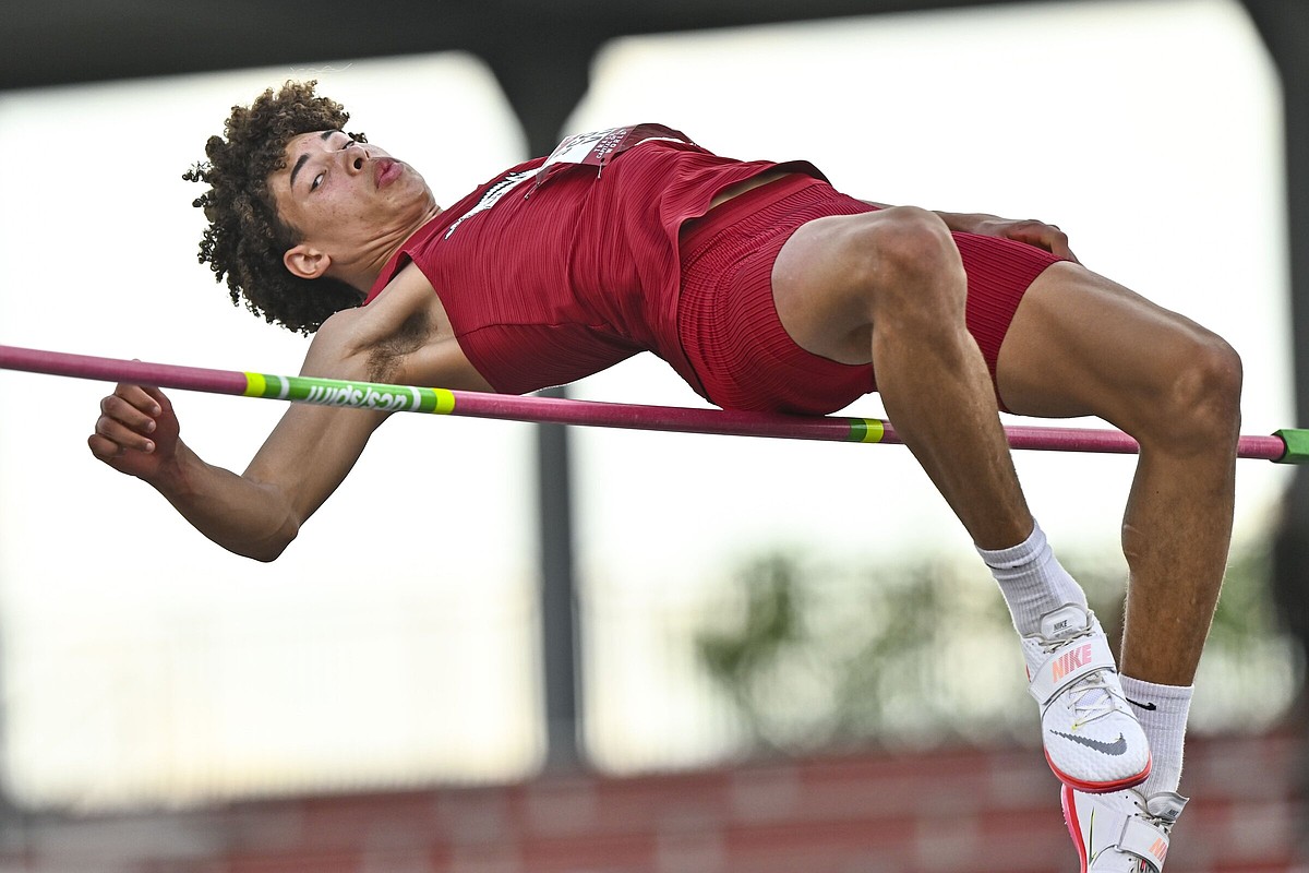Arkansas track and field: Razorback Invitational boasts loaded field ...
