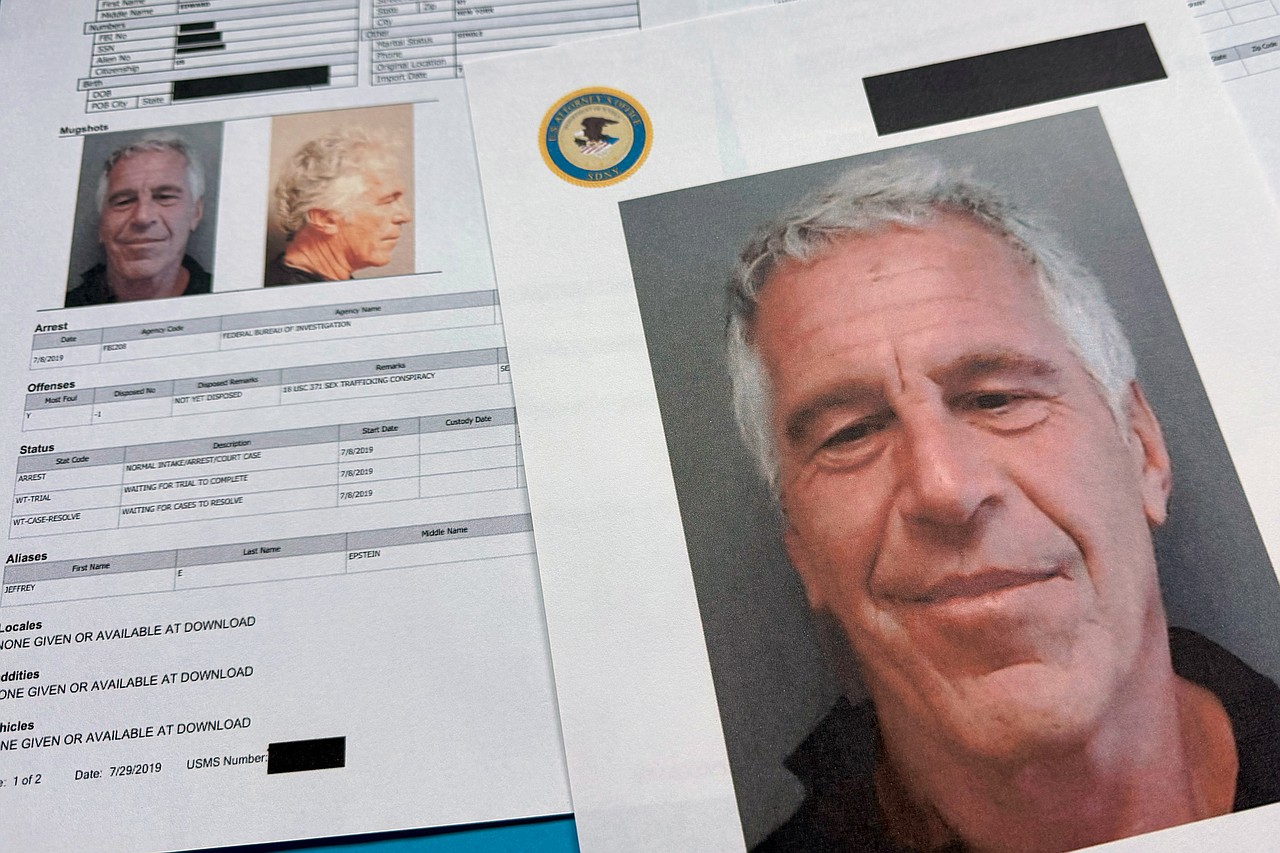 Justice Department says it's releasing 3 million pages from its Jeffrey ...