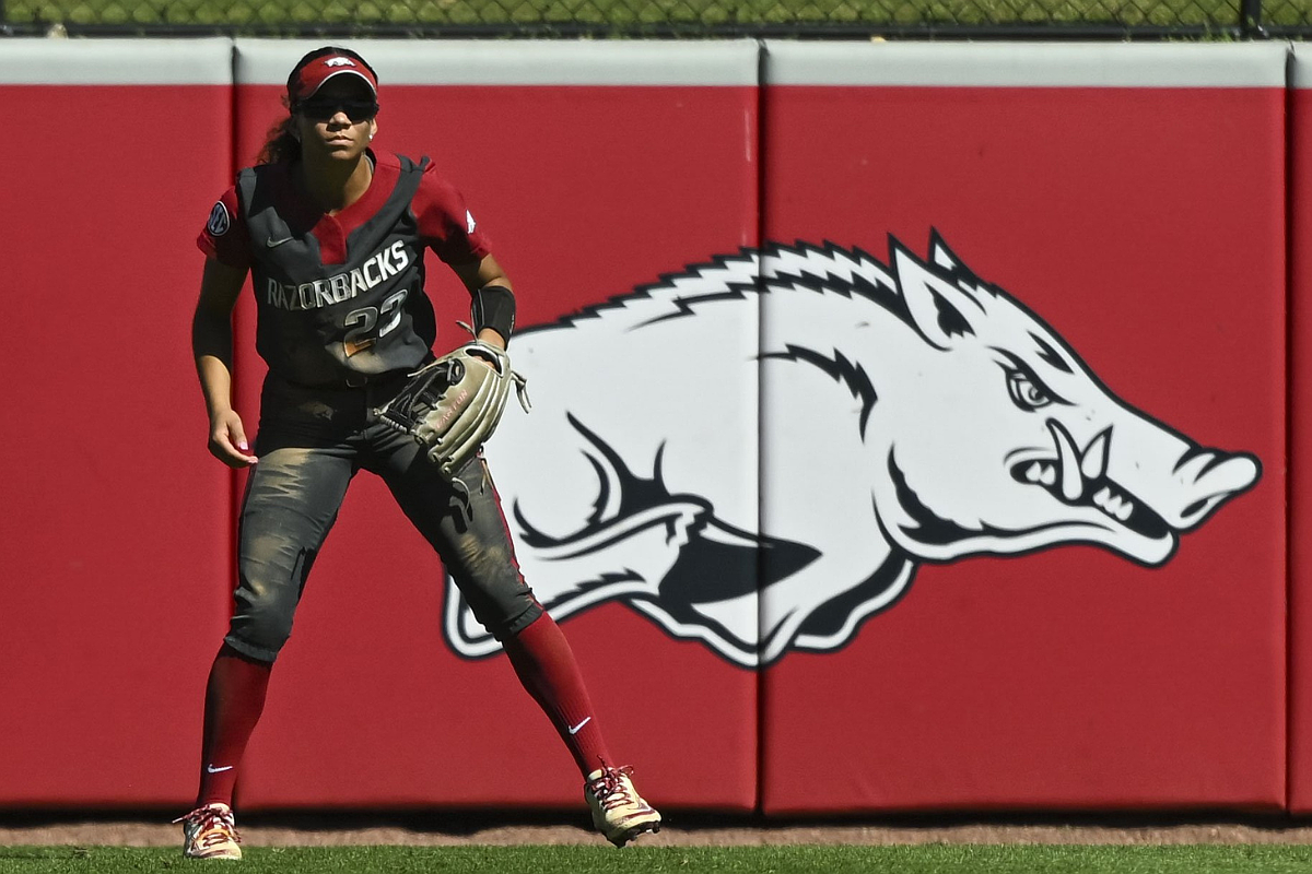 Reagan Johnson anchors Arkansas softball with 'game-changing' defense ...