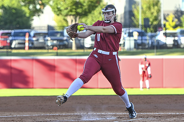 Softball | Whole Hog Sports