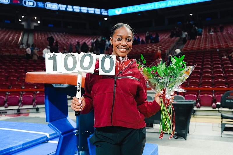 Arkansas gymnast Morgan Price scores school's first perfect 10 | Whole ...