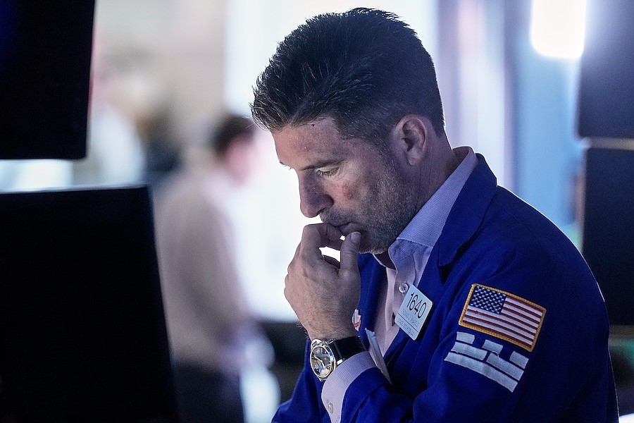 Wall Street keeps calm after the Supreme Court strikes down Trump's ...