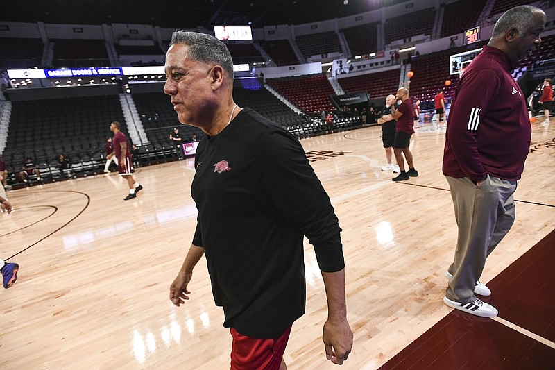 Chuck Martin press conference: Previewing Arkansas basketball vs. Texas ...