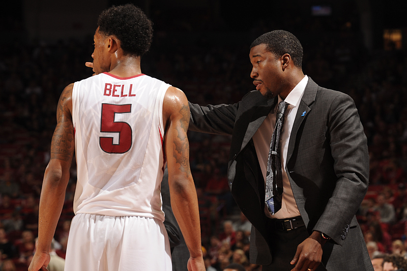 Former Arkansas basketball guard, coach TJ Cleveland returns as ...