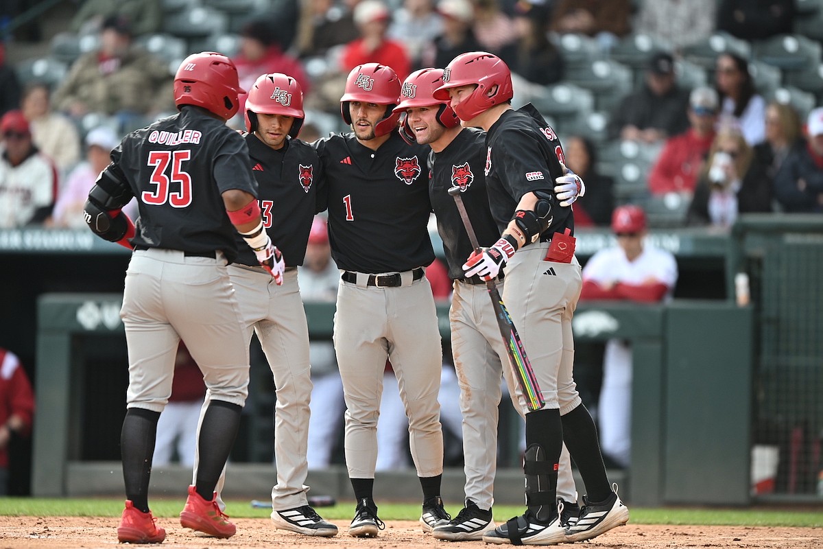 Arkansas baseball loses 12-4 to Arkansas State behind 5 home runs ...