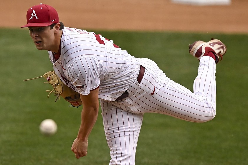 Arkansas baseball bounces back, shuts out UT-Arlington in Game 2 of ...