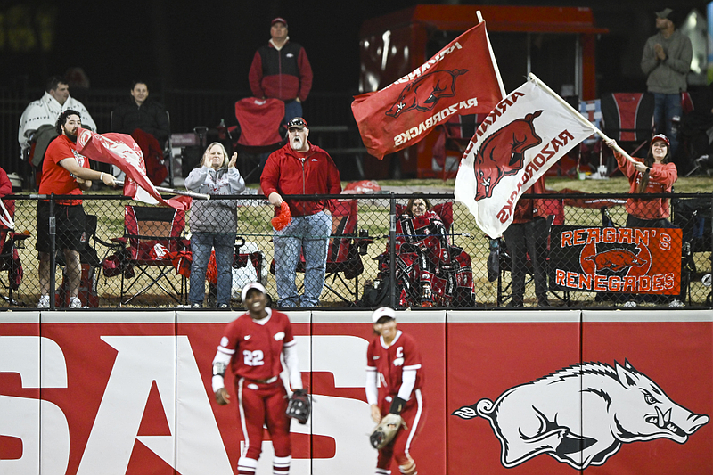 Arkansas softball doubleheader vs. Omaha, Charlotte: How to watch, game ...