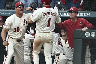 Commentary: Let Dave Van Horn and his coaching staff cook | The ...