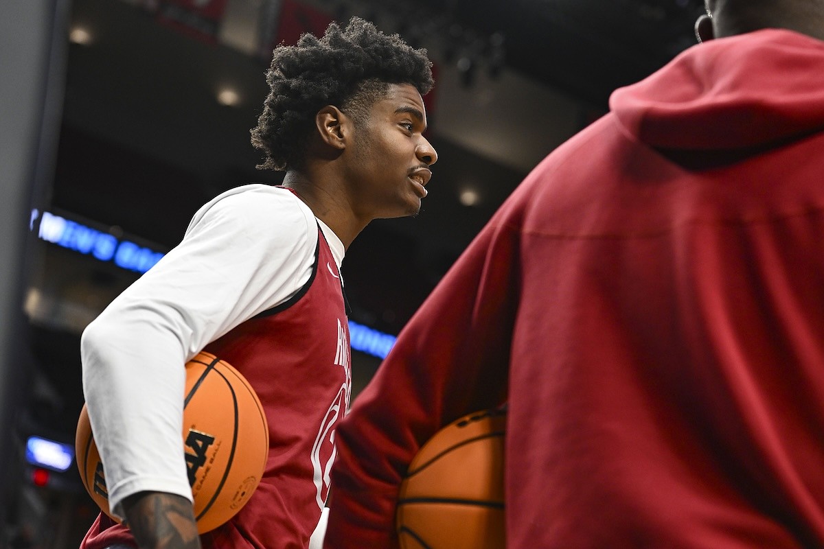 Arkansas basketball forward Nick Pringle questionable for NCAA ...
