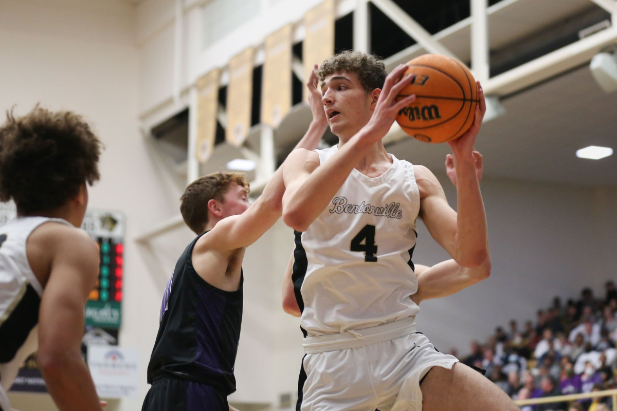 High Point’s Caden Miller, son of former Arkansas athletes, faces ...