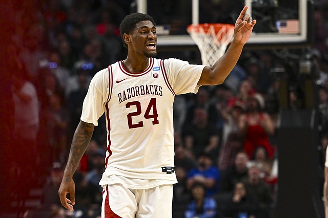 Arkansas basketball wing Billy Richmond declares for NBA Draft ...