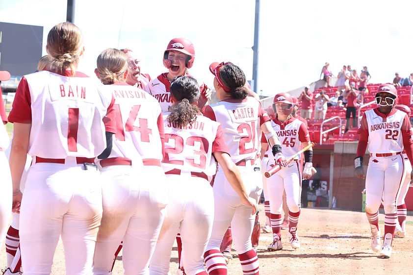 Kailey Wyckoff's grand slam leads No. 9 Arkansas softball over UConn in ...