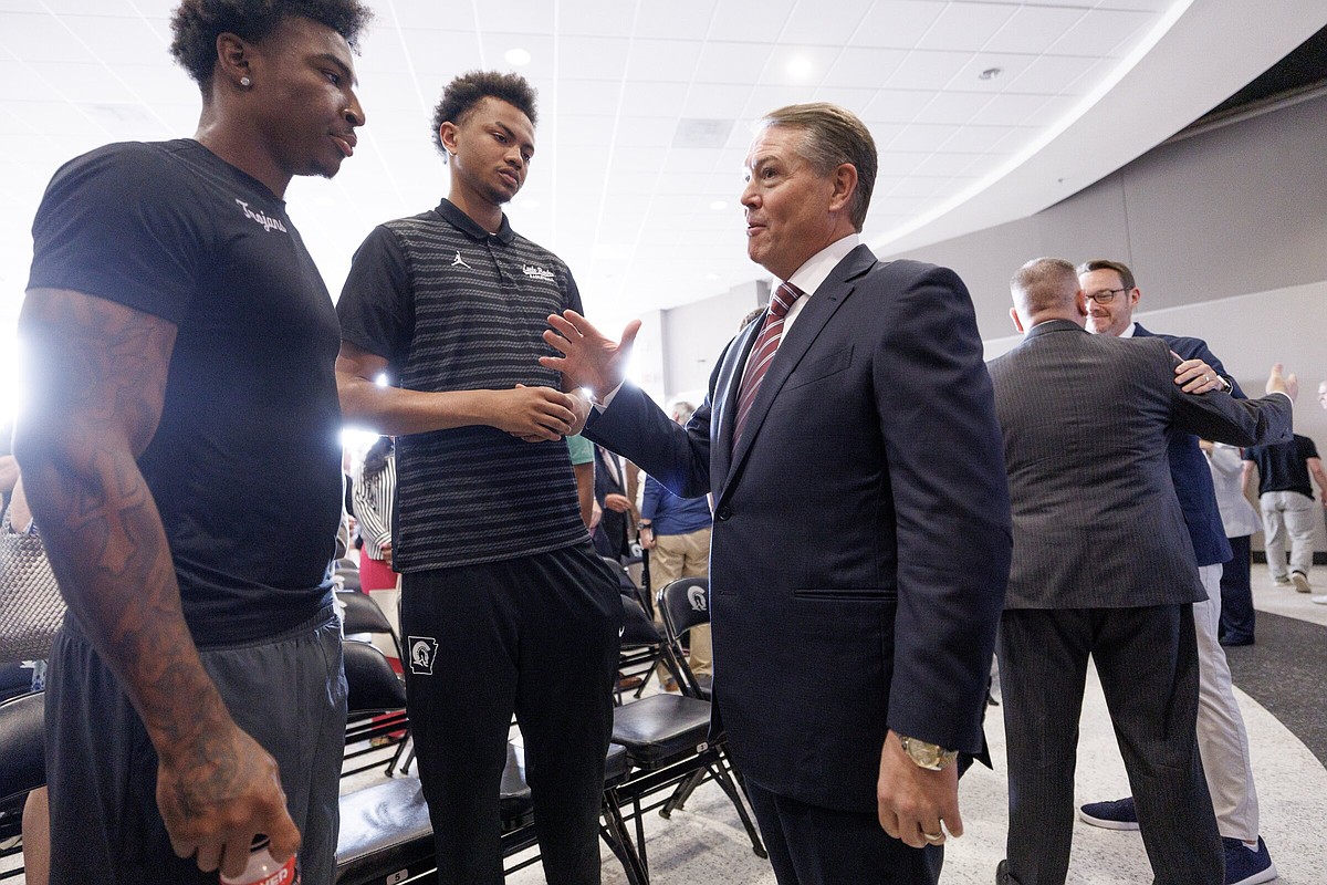 Travis Ford formally introduced as the men’s basketball coach at UALR ...