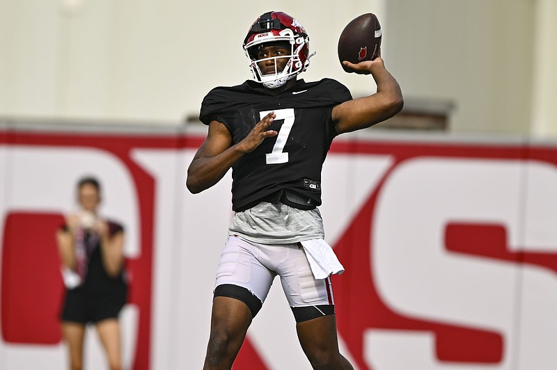 Arkansas offense strikes back with touchdown passes from KJ Jackson, AJ ...