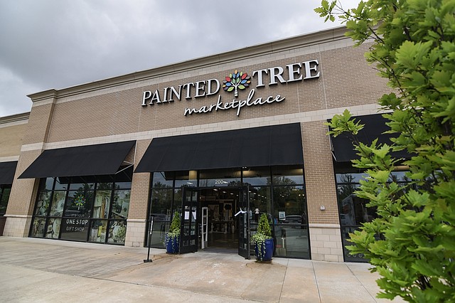 Painted Tree Boutiques closes all stores, vendors left scrambling | The ...