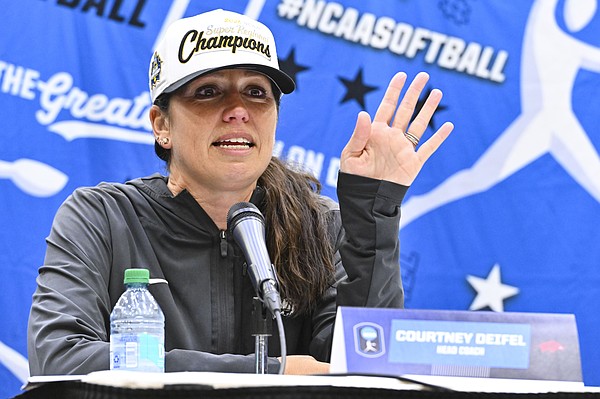 Courtney Deifel press conference: Arkansas softball coach, players ...
