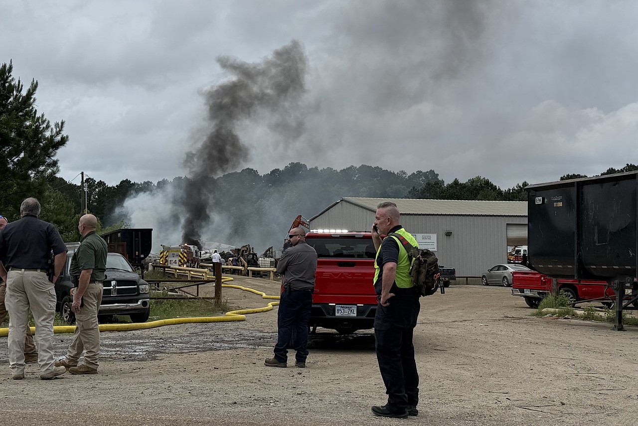 Explosions hit El Dorado recycling plant; 1 person reported injured ...