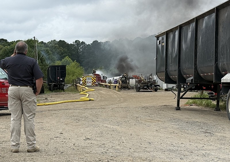 Explosions hit El Dorado recycling plant; 1 person reported injured ...