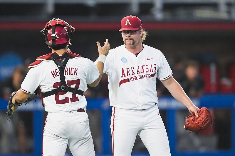 Arkansas baseball comes back to beat Missouri State on opening night of ...