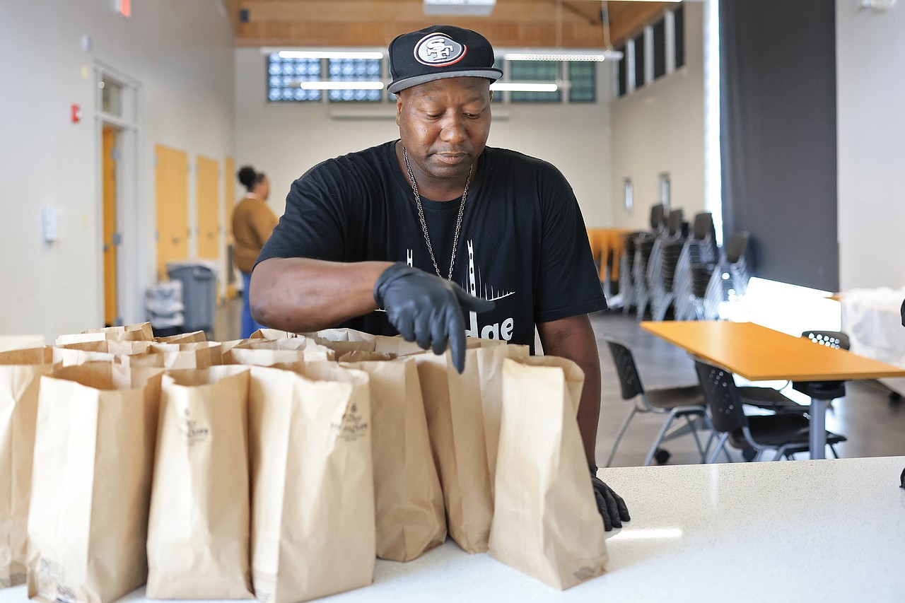 Summer meal programs feed kids, families across Pulaski County | The ...