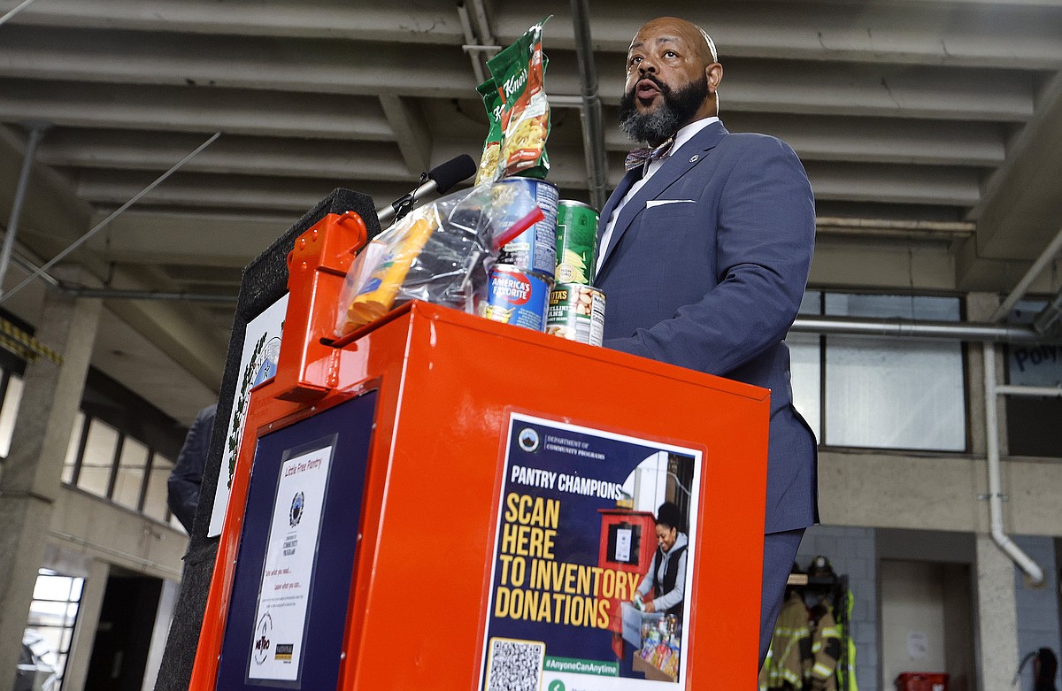 Newspaper boxes to serve as mini food pantries at city-owned properties ...