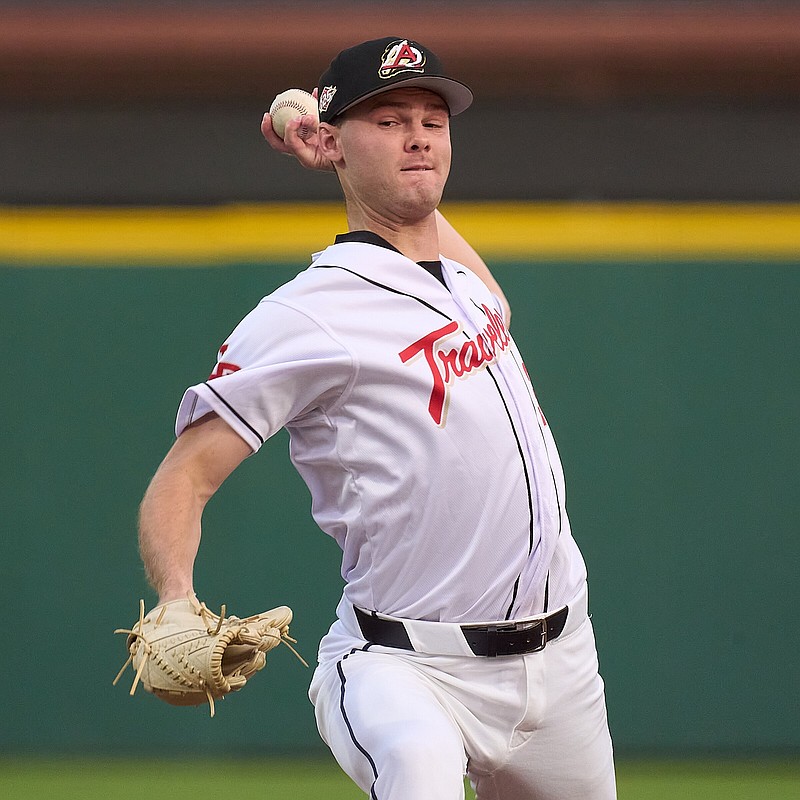 Mariners pitching prospect Kade Anderson enjoys time with Arkansas ...