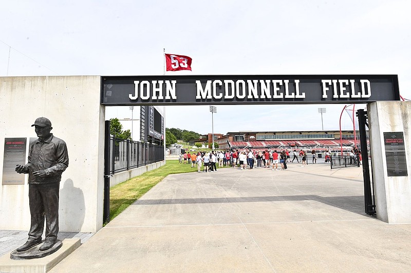 Arkansas men's track and field celebrates banner season with updated ...