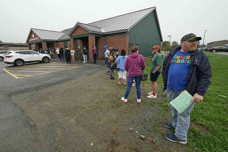 Most airports operate smoothly on first day of REAL ID requirement ...