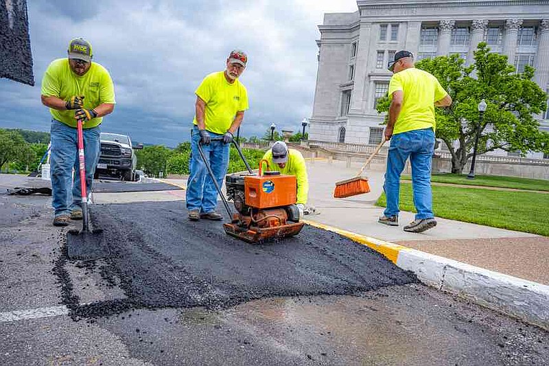 Bond to lie in state at Missouri Capitol | Fulton Sun