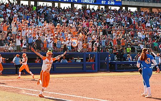 Mealer, Pannell lead Lady Vols to fourth NCAA elimination game win ...