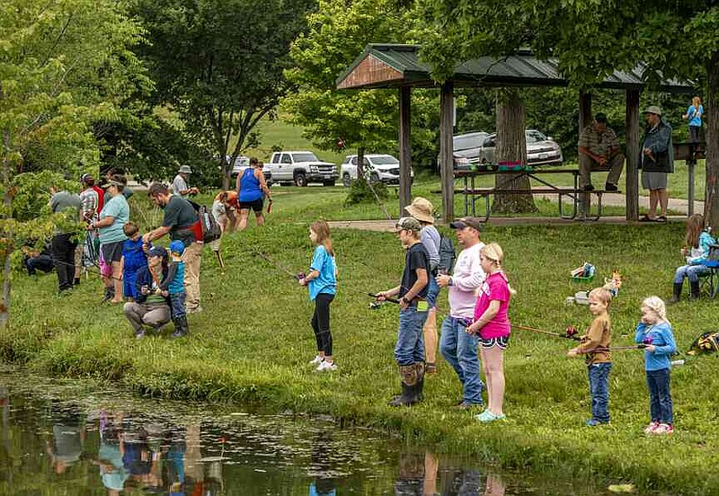 Crowd flocks to Kids Fishing Derby | Jefferson City News Tribune