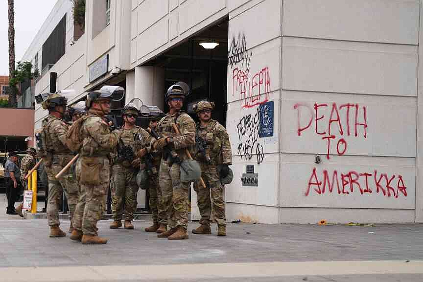 National Guard faces off with protesters hours after arriving in Los ...