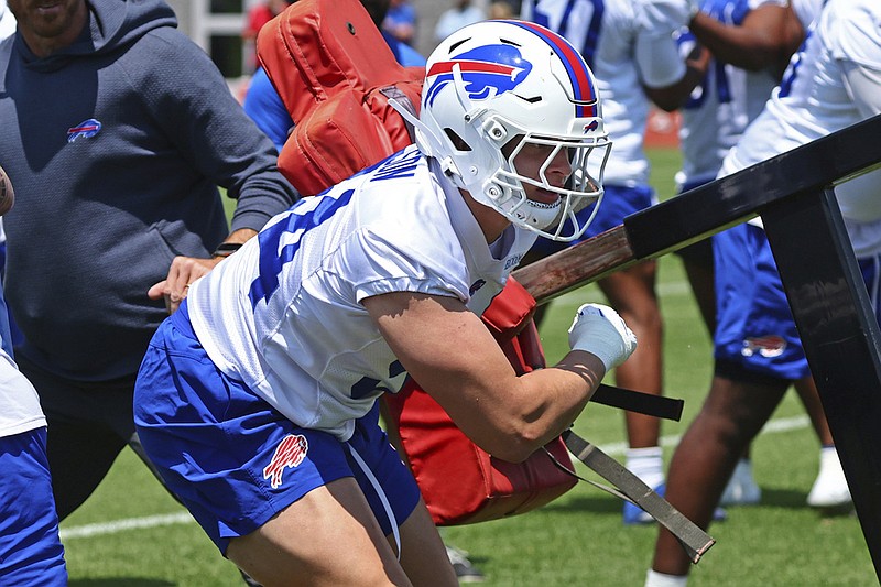 Rookie Landon Jackson finding his footing as the latest skyscraper ...