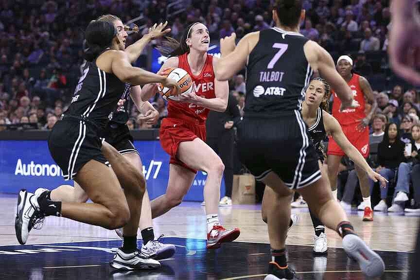 WNBA ROUNDUP | Kayla Thornton scores 16 points as Valkyries rally past ...