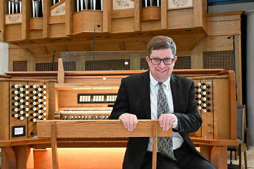 Organist plays for love of God, community | Jefferson City News Tribune