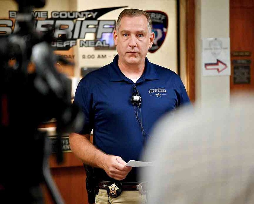 Bowie County Sheriff’s Office helping DeKalb, Texas, police after pair ...