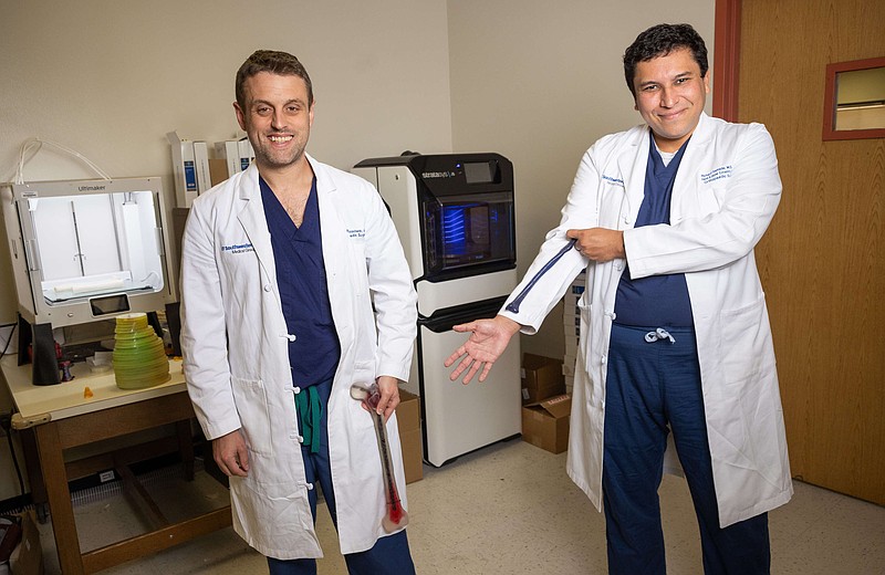 North Texas scientists 3D-print part of human femur as strong as real ...