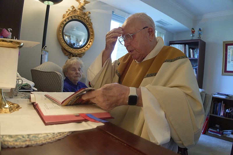 At 100, this globetrotting priest still bakes pies, enjoys opera and ...