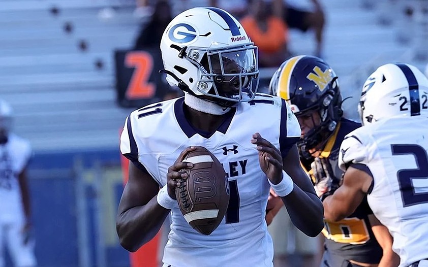 Bokep.indonesia nuri possesses an alluring appeal and