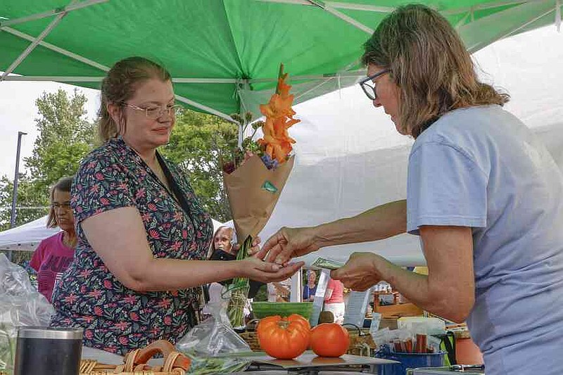 Lincoln University farmers market offers cornucopia of choices ...