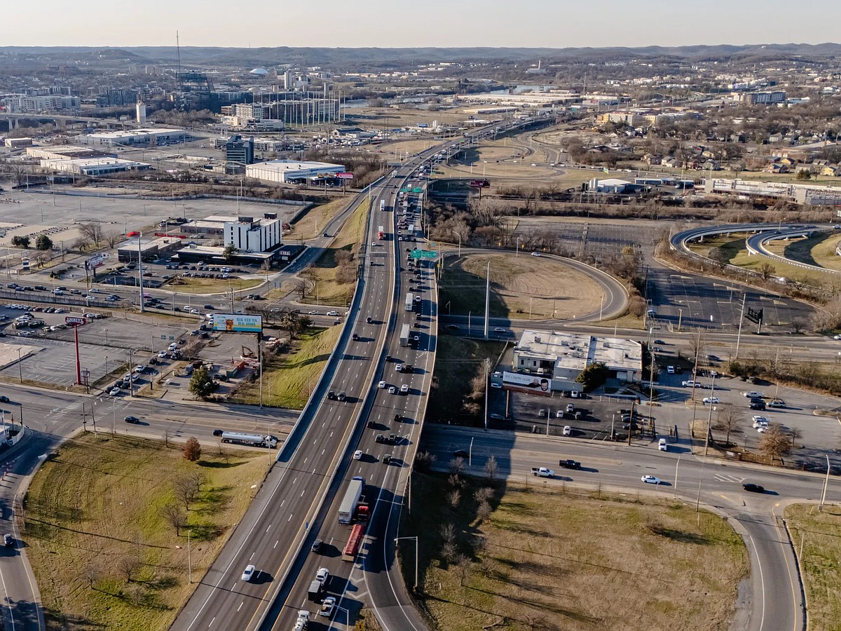 Nashville struggles with limiting deaths on streets | Chattanooga Times ...