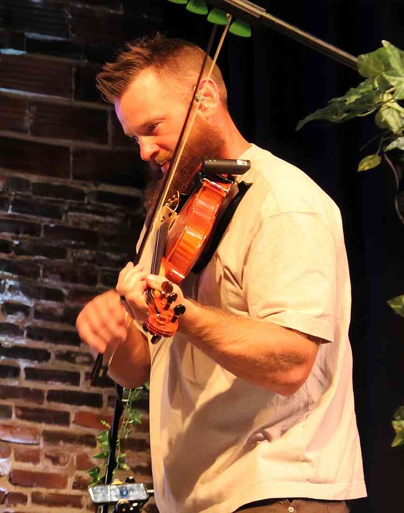 Dawson Hollow takes center stage at Finke Theatre | California Democrat