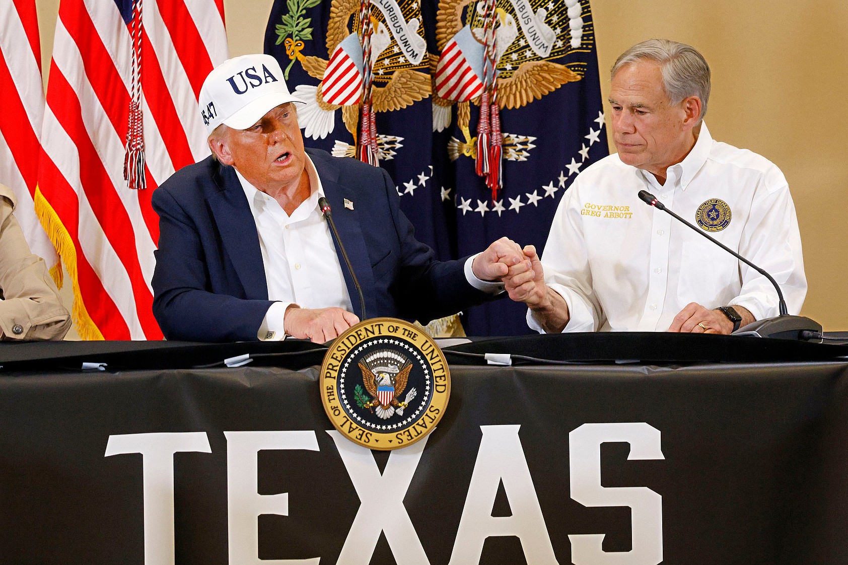 Texas flooding death toll jumps to 135, Gov. Greg Abbott says ...