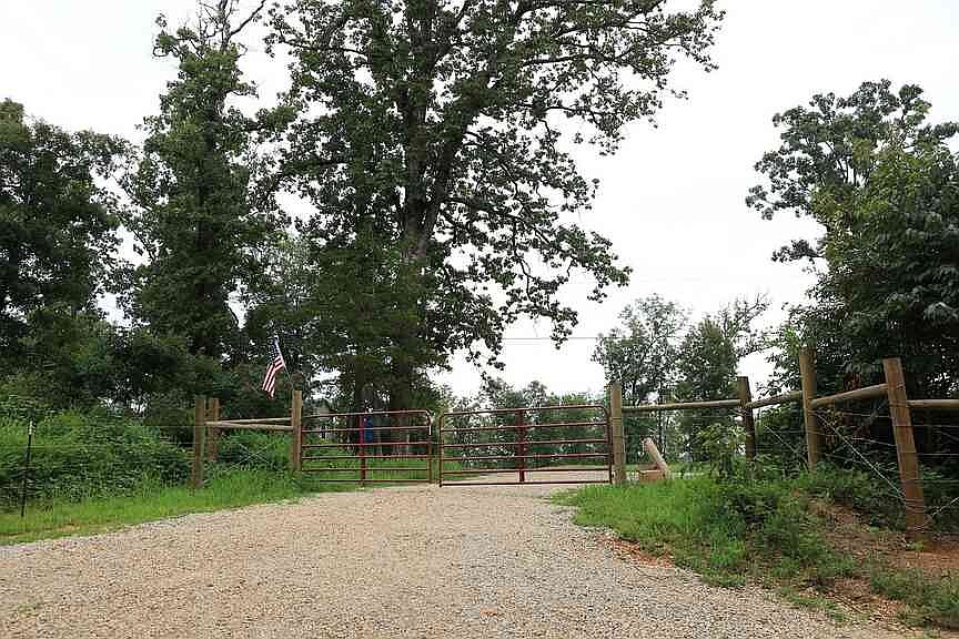 Group plans ‘whites-only’ community in Sharp County | Magnolia Banner News