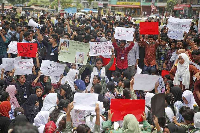 Bangladesh students protest after air force jet crash into school kills ...