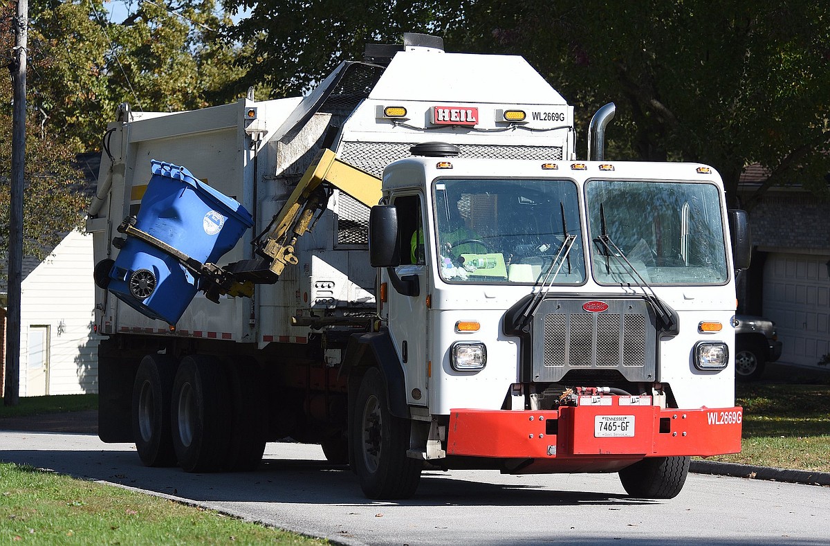 Opinion: Kelly, quick to shoot down eliminating curbside recycling ...