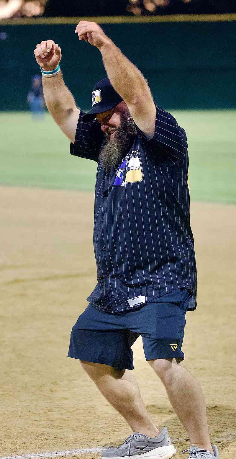 A Life in Motion: Vincent Chapman finds his groove as Dancing Umpire ...