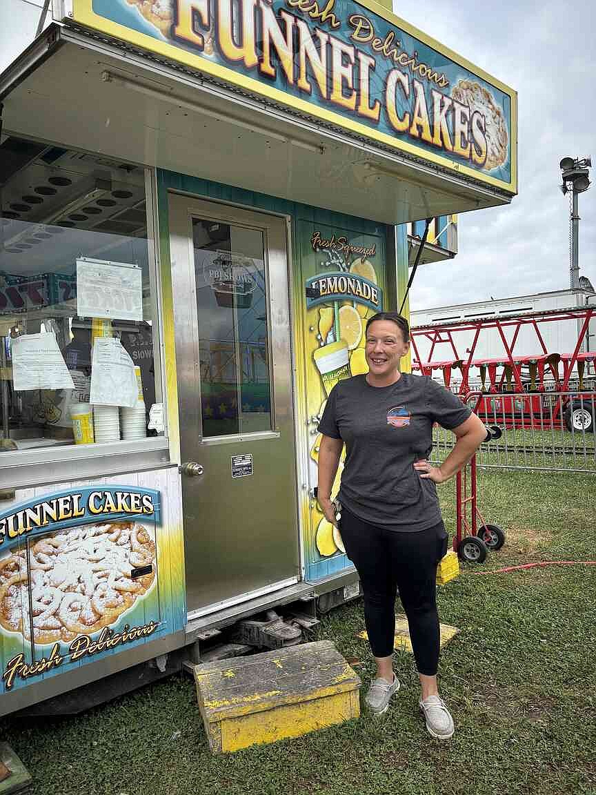 Funnel cake stand is hot spot at fair | Jefferson City News Tribune
