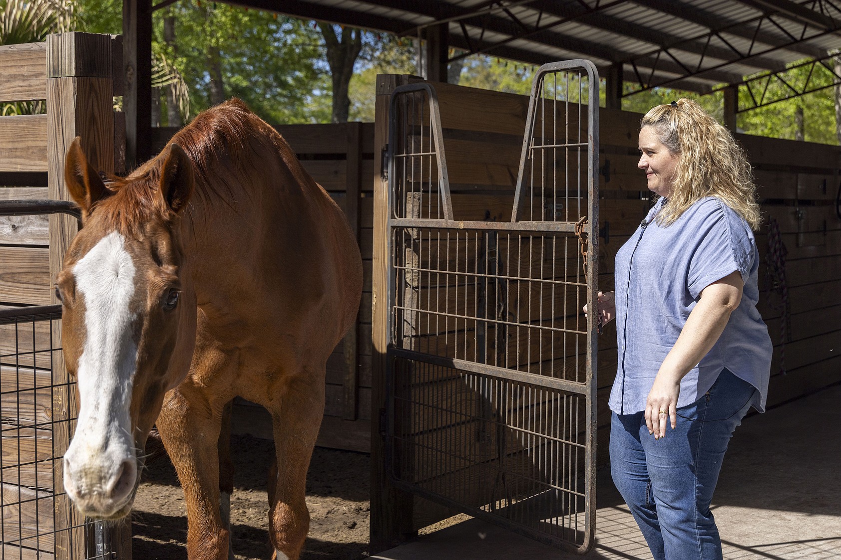 Cosmetic surgeries led to disfiguring injuries, patients allege ...